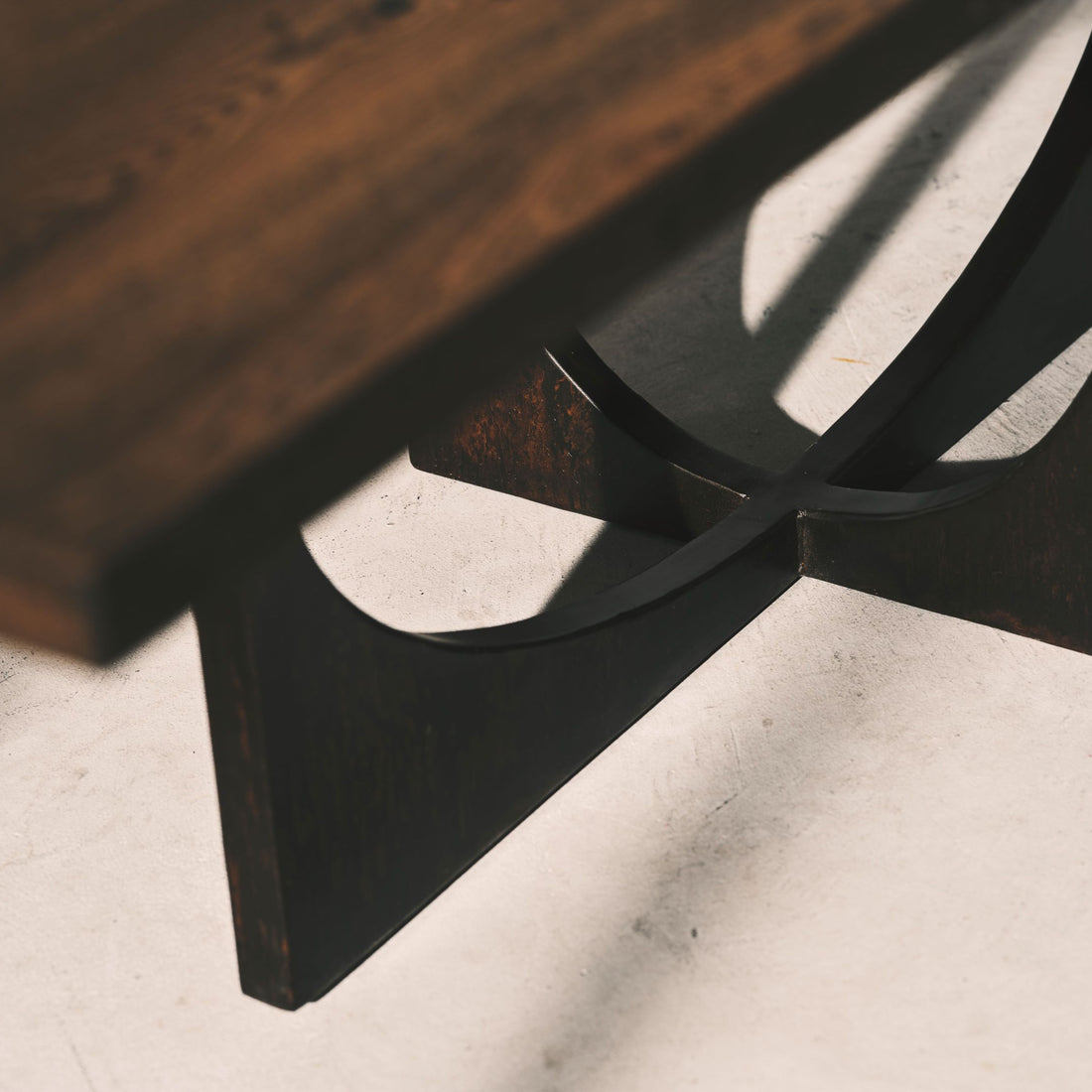 Brooklyn Dining Table
